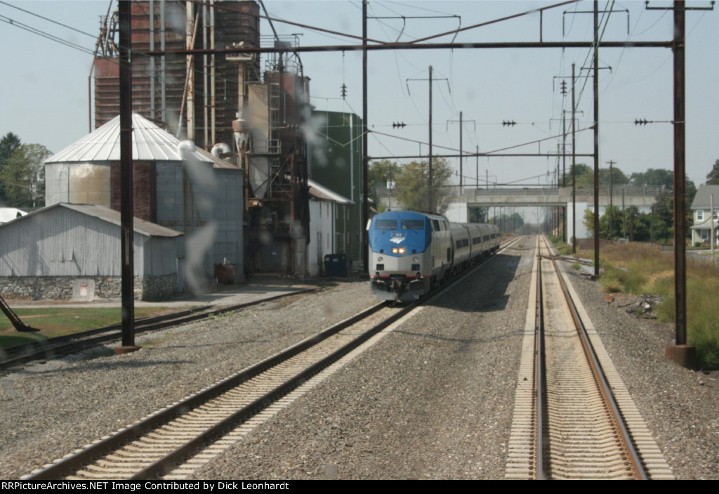 AMTK 64 east of lancaster, PA